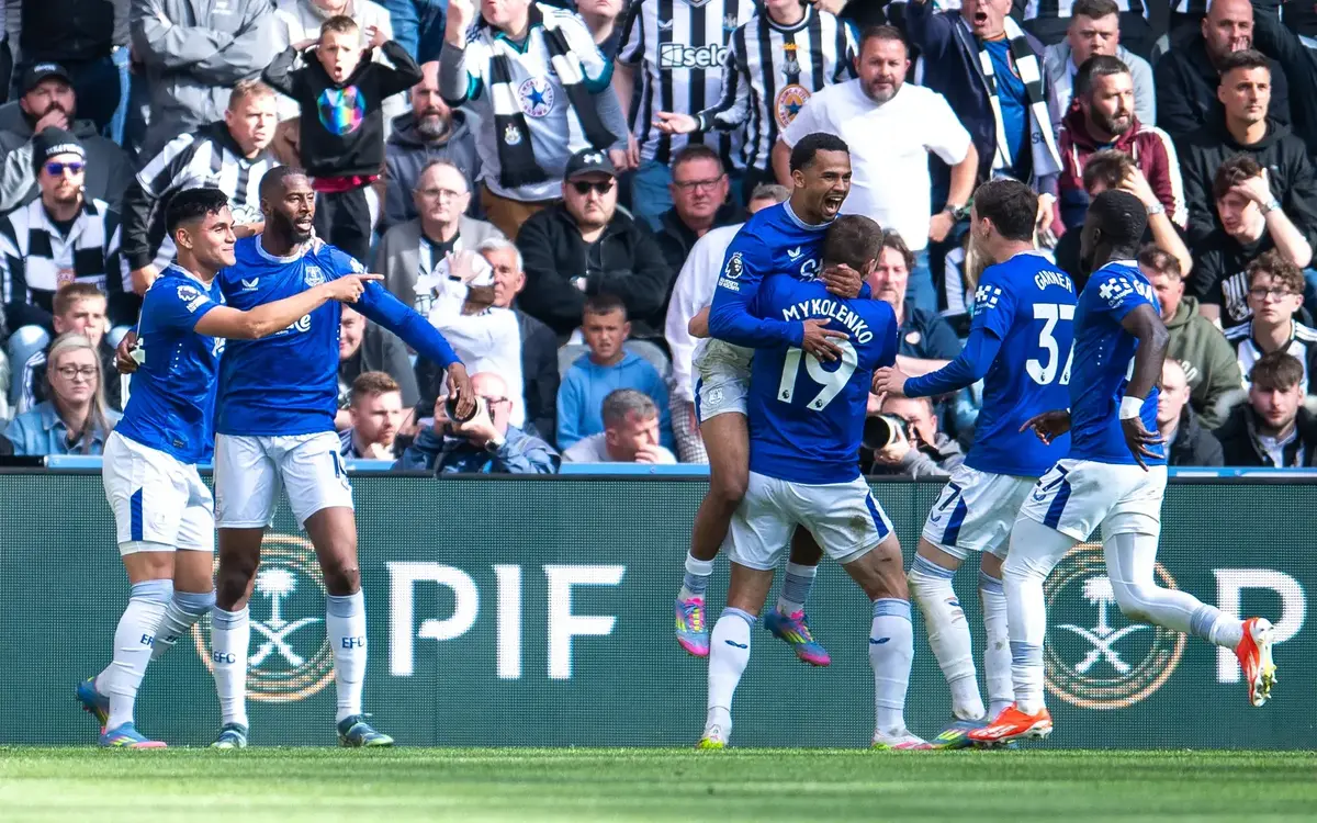 Chris Sutton Predicts Outcome of Everton V Newcastle United