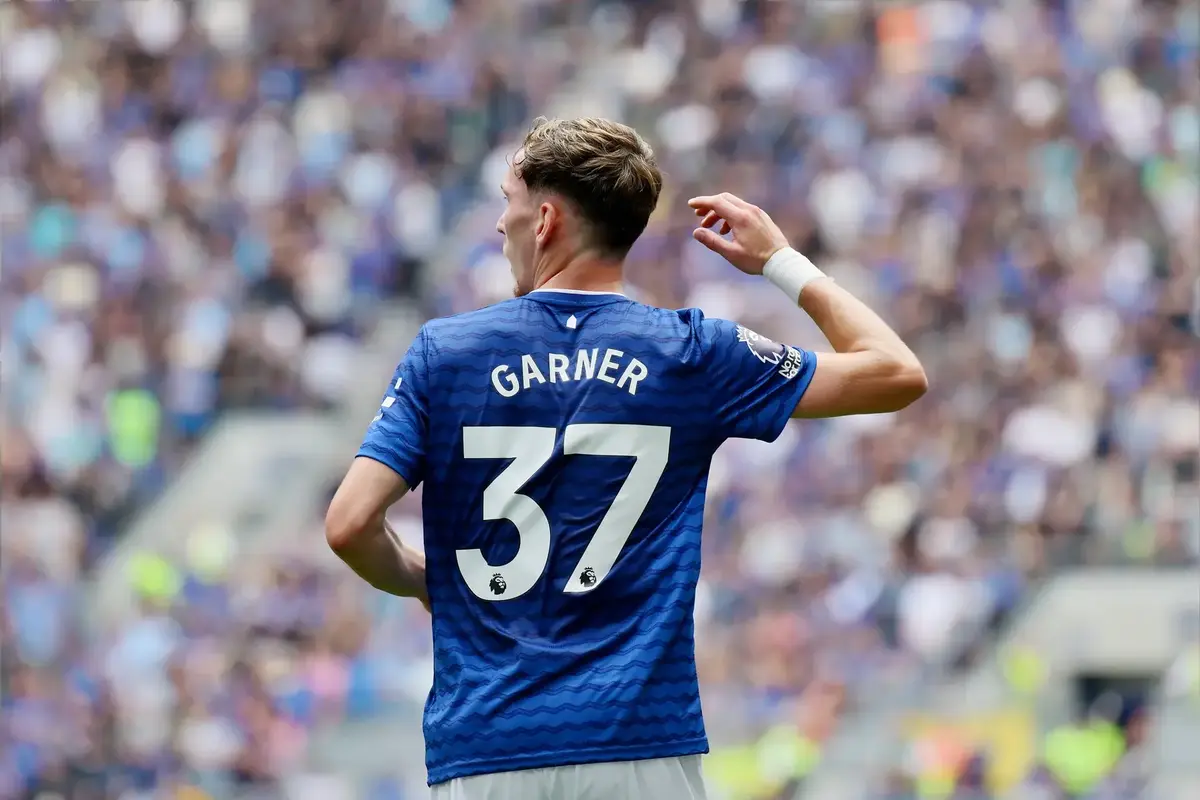 Tony Hibbert Praises James Garner's Versatility