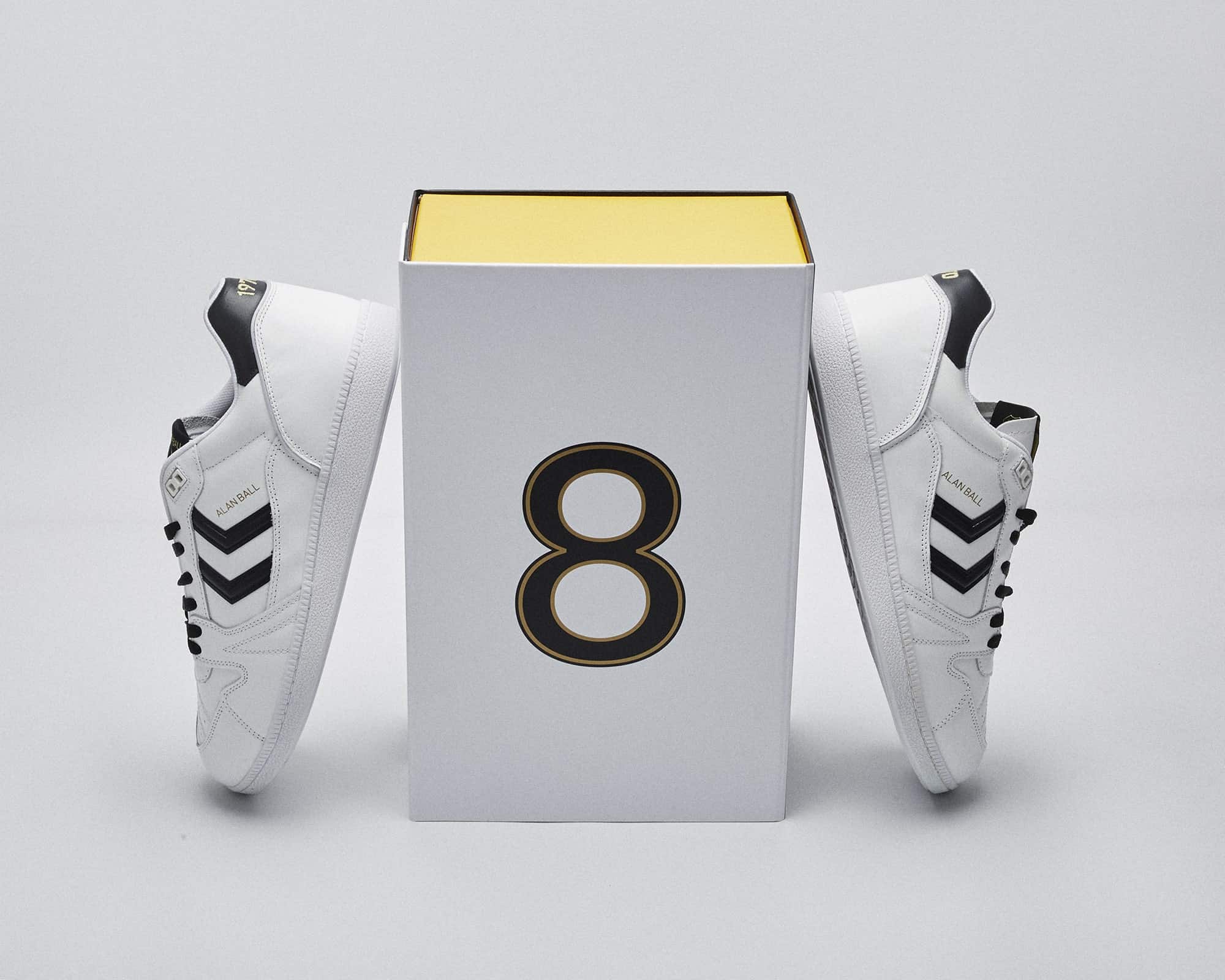 PICTURE GALLERY: NEW EVERTON TRAINERS - Grand Old Team